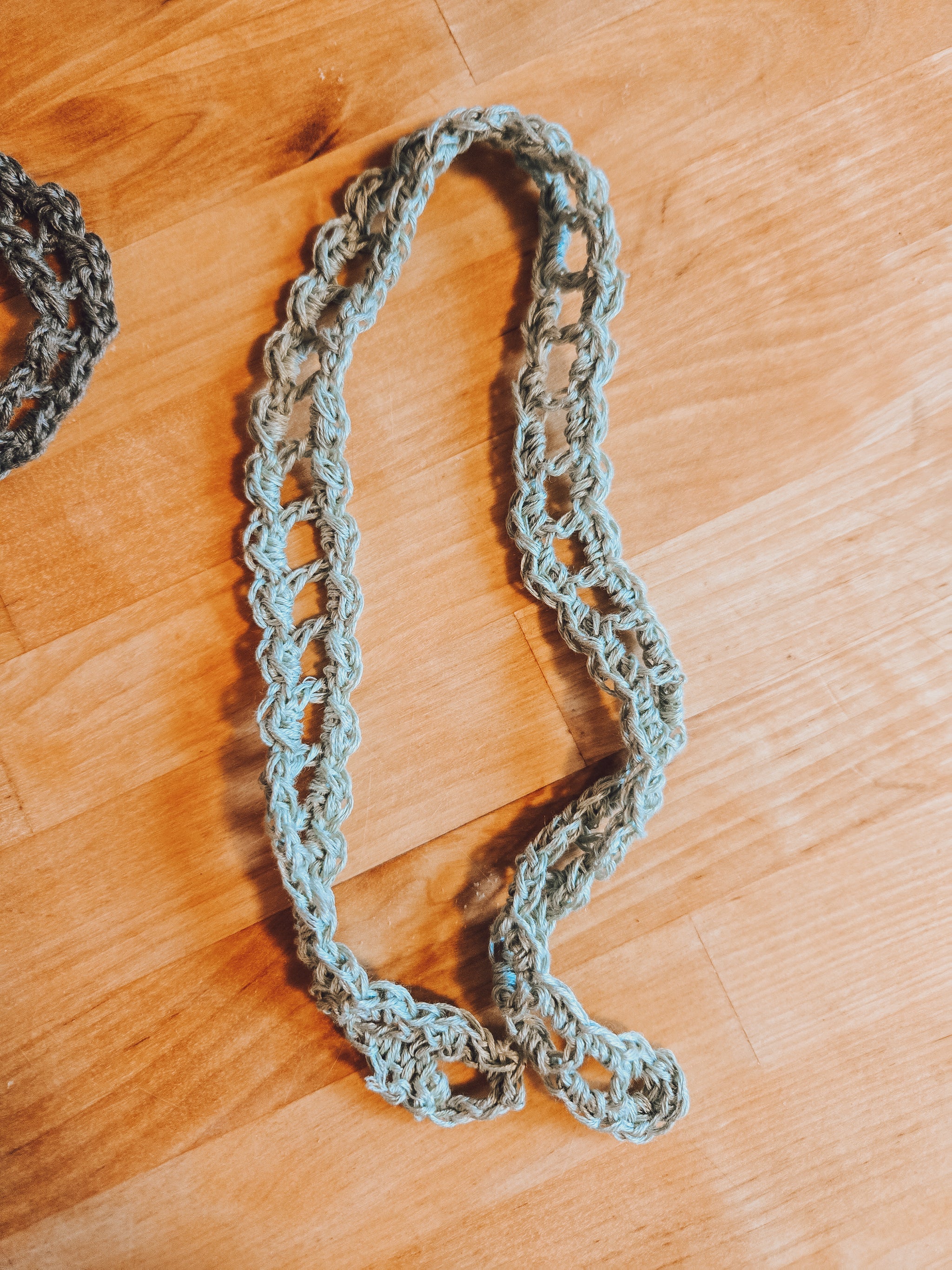 Meg's Hair Ribbon | Crochet Pattern – Crab Abble Crafts